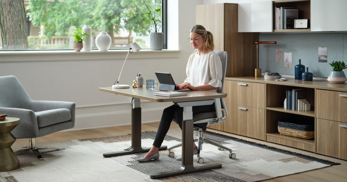 AMQ Solutions | AMQ Introduces Cluvo, a Height-Adjustable Desk That…